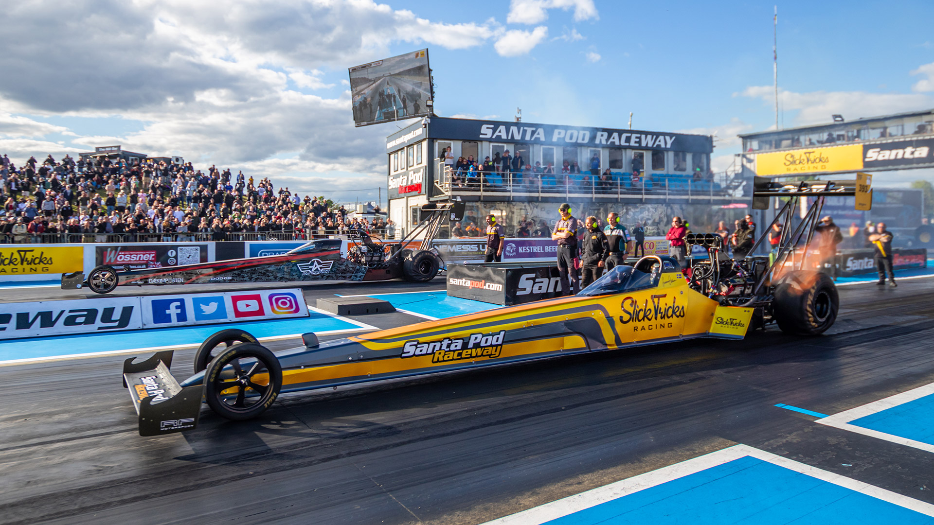 About | Drag Racing At Santa Pod Raceway UK - Motorsport & Car Show Venue